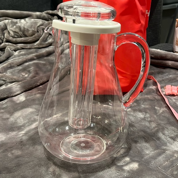 Kitchen | Juice Jug | Poshmark